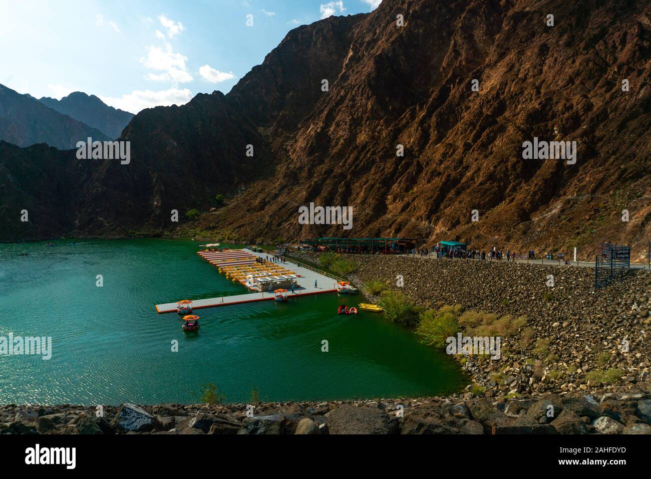 Dubai hatta dam, United arabic emirates - December 20th 2019: Visitors ...