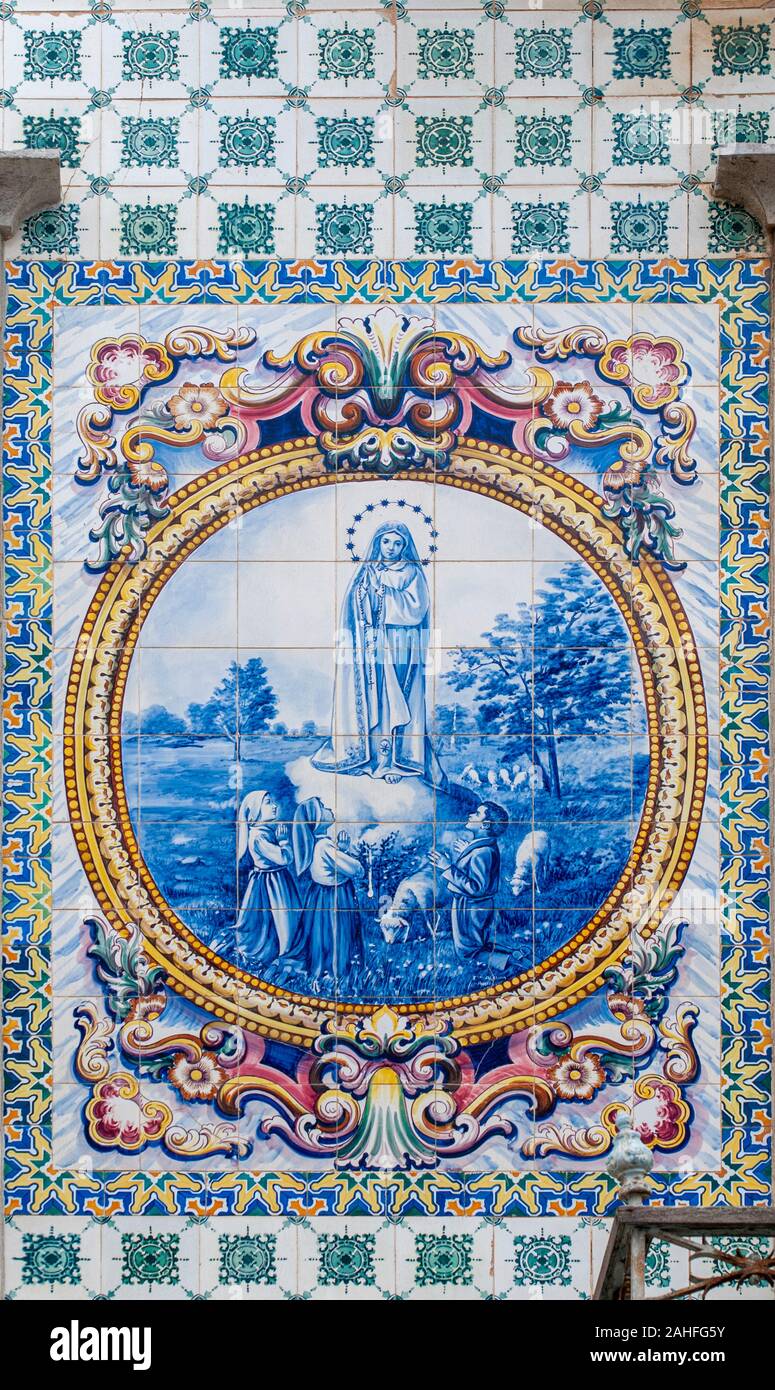 Our lady of Fatima (1917 appearance of the Virgin Mary in Fatima ...