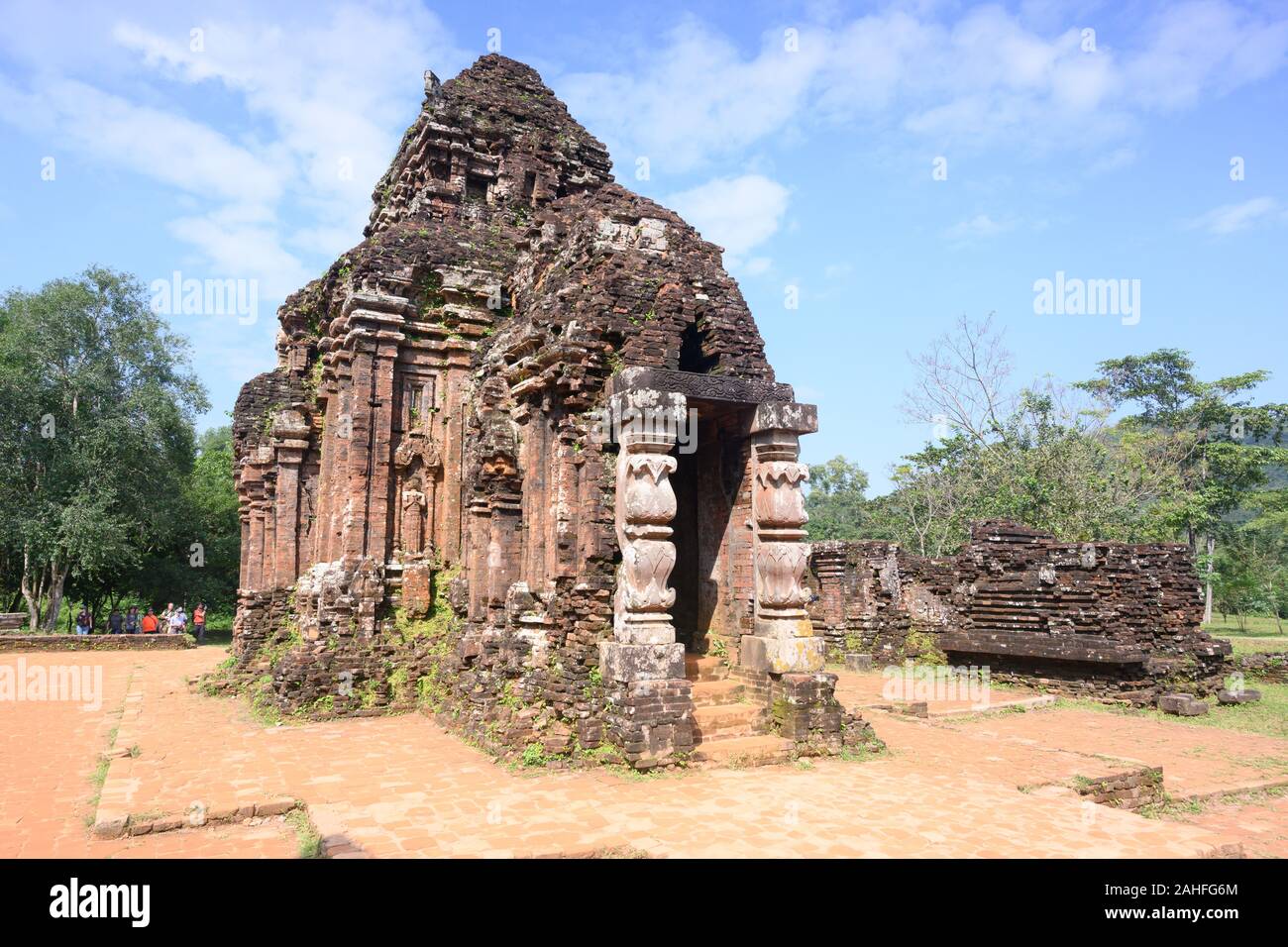 The crumbling statues and temples of My Son Stock Photo - Alamy