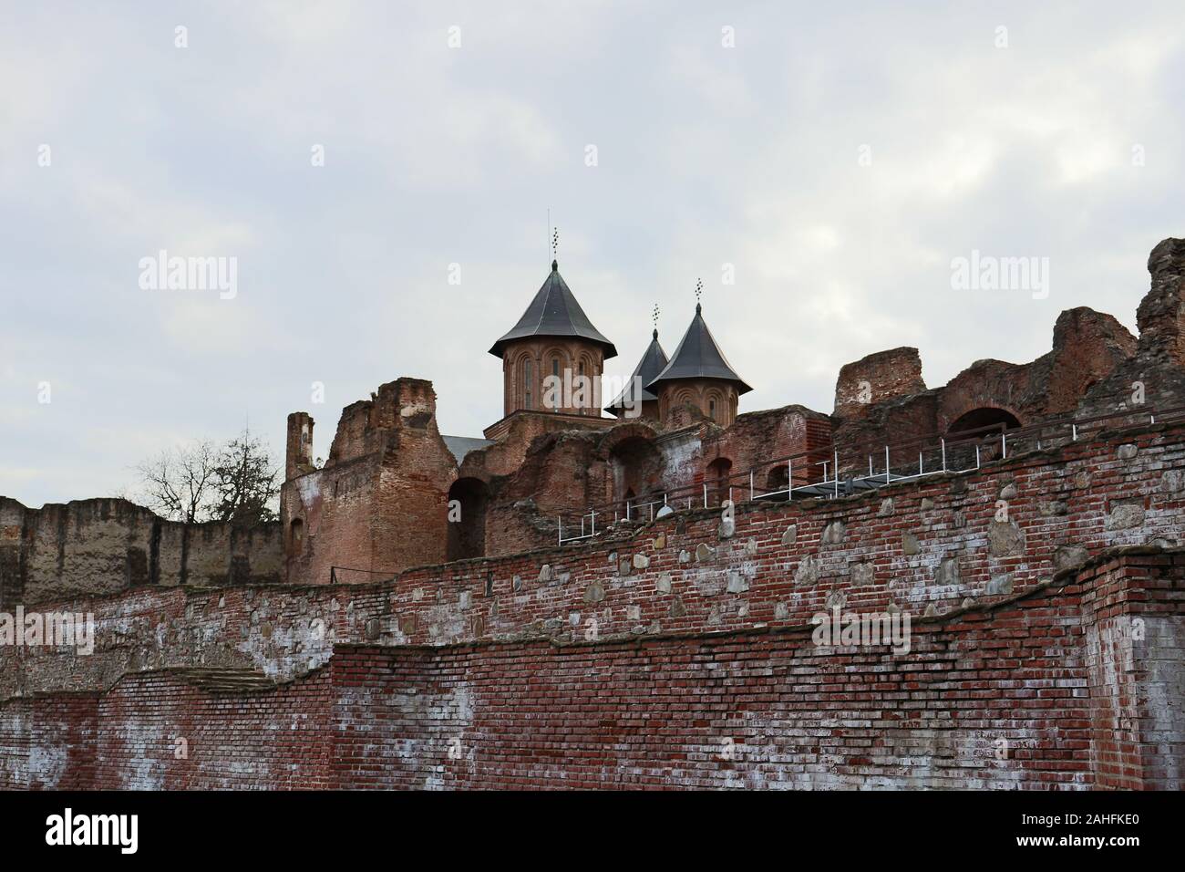 Past historical buildings hi-res stock photography and images - Alamy