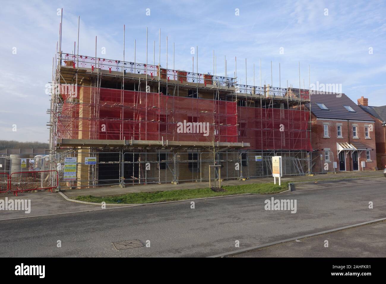 Wimpy houses hi-res stock photography and images - Alamy