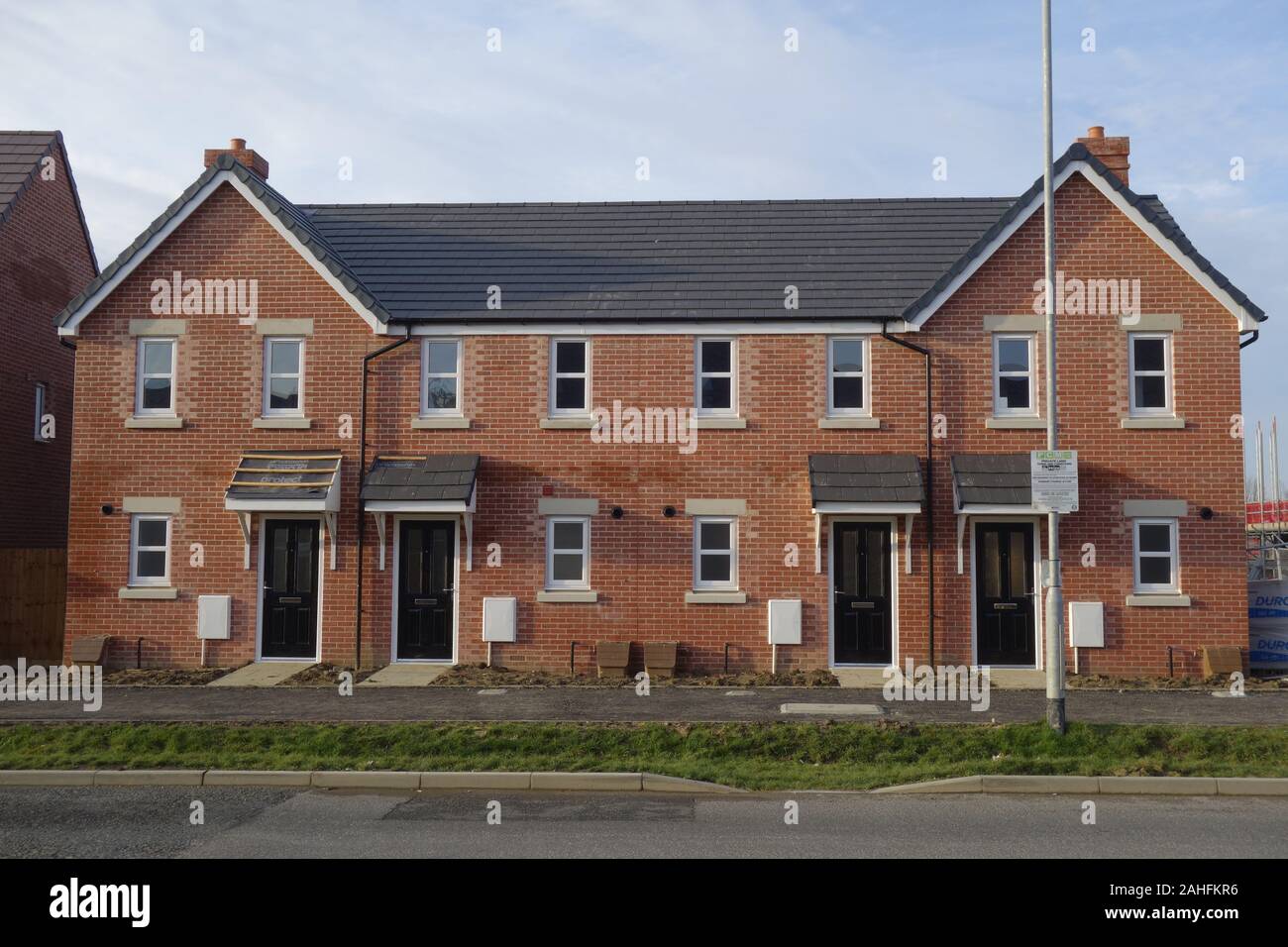 Wimpy houses hi-res stock photography and images - Alamy