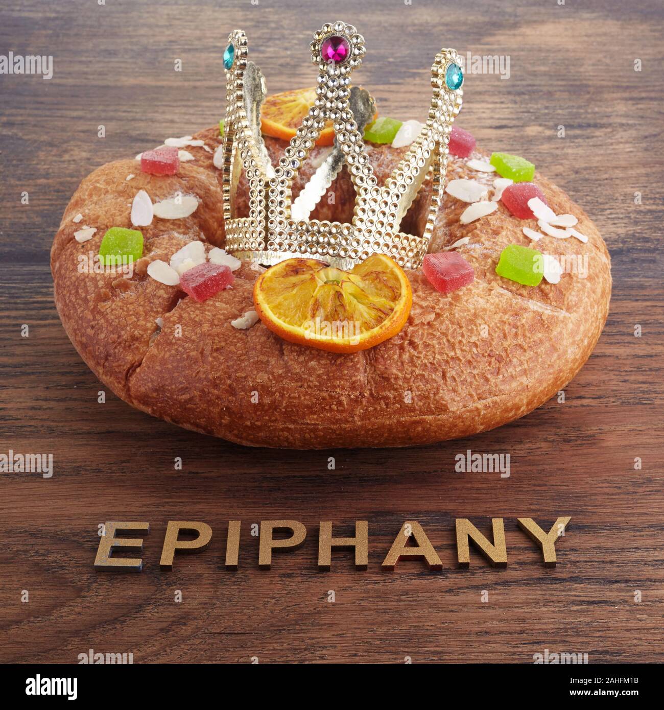 Cake traditional epiphany hi-res stock photography and images - Alamy