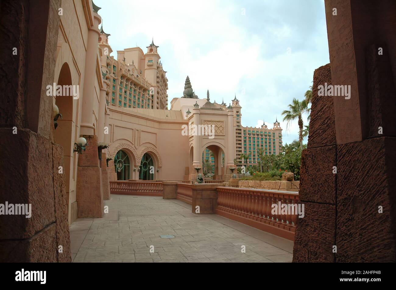 Nassau, Bahamas - February 5, 2005: Atlantis In Paradise Island Stock ...