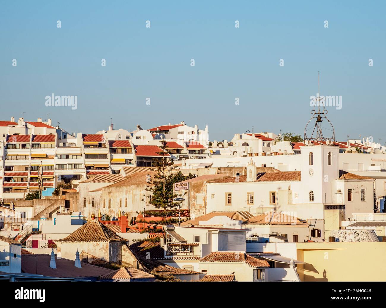 Albufeira old town skyline hi-res stock photography and images - Alamy