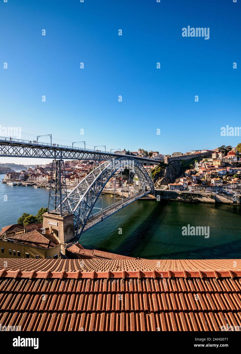 Dom Luis I Bridge, elevated view, Porto, Portugal Stock Photo - Alamy