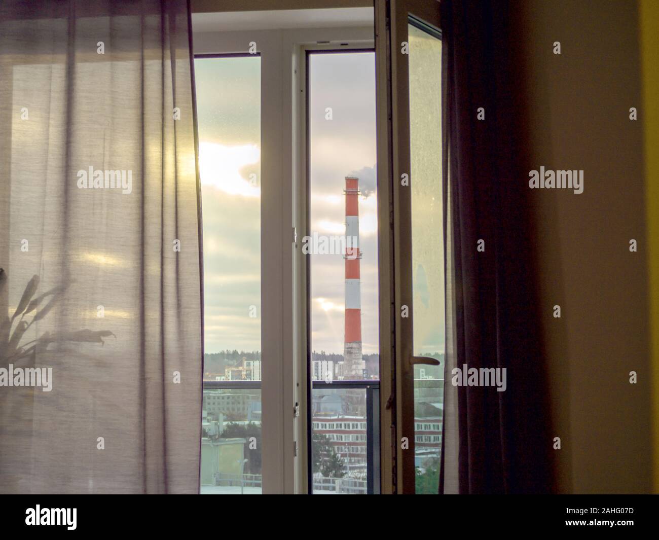 Smoking factory big black hi-res stock photography and images - Alamy