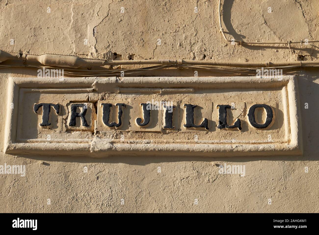 White washed walls in extremadura spain hi-res stock photography and ...