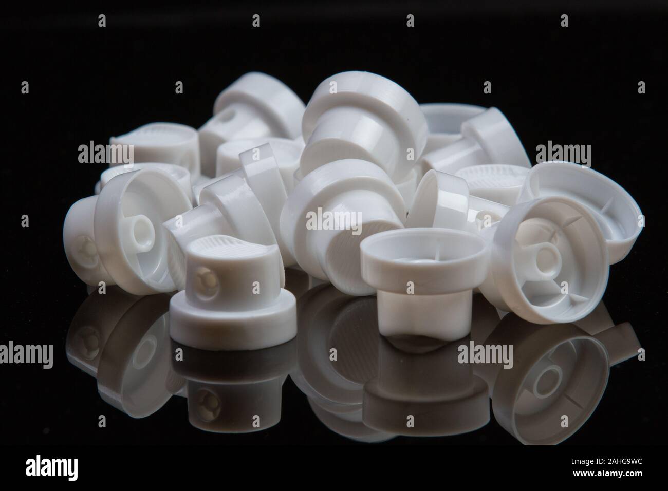 Spray can caps hi-res stock photography and images - Alamy