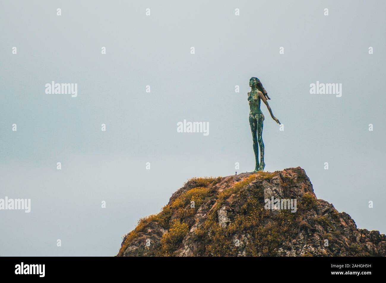 Lady on the rock whakatane hi-res stock photography and images - Alamy