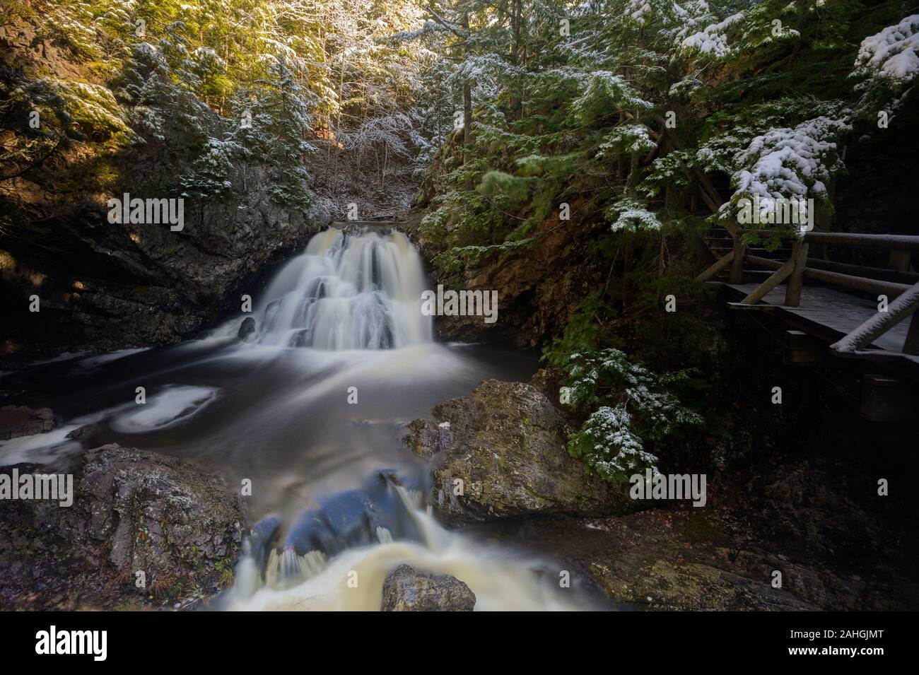 Golden hour waterfall High Resolution Stock Photography and Images - Alamy