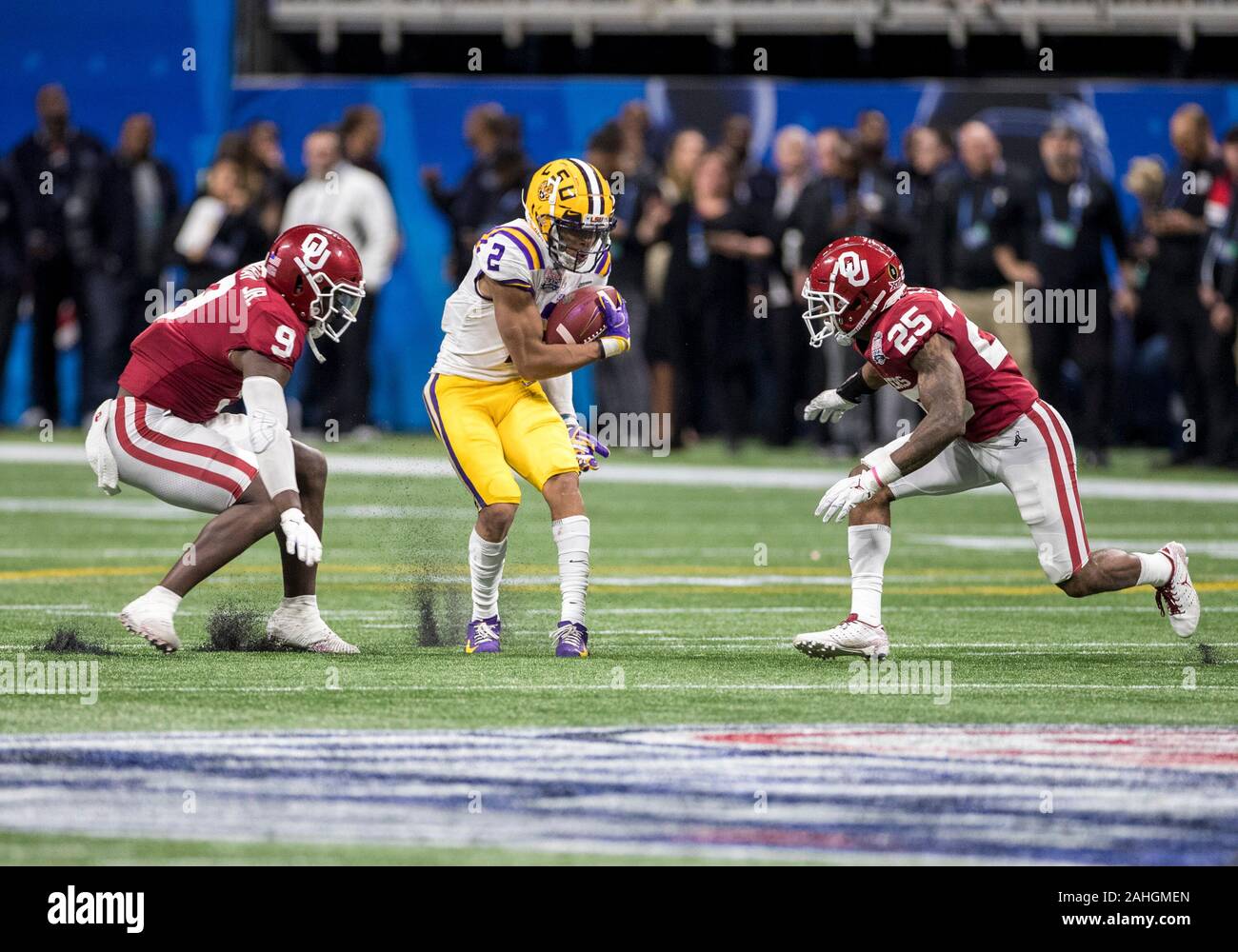 Atlanta, Georgia. 28th Dec, 2019. LSU wide receiver Justin Jefferson (2 ...