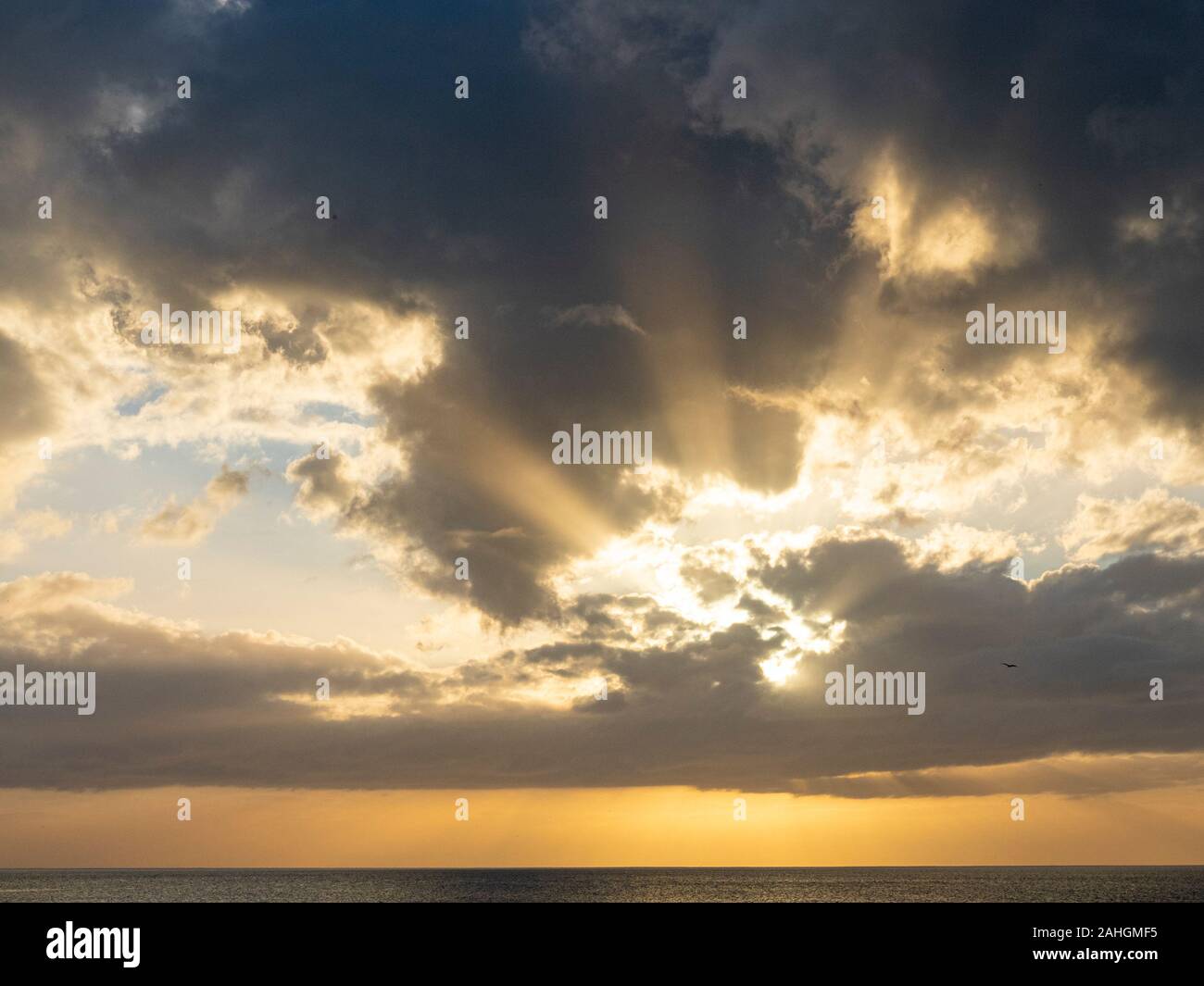 Colorful beach sunset clouds hi-res stock photography and images - Alamy