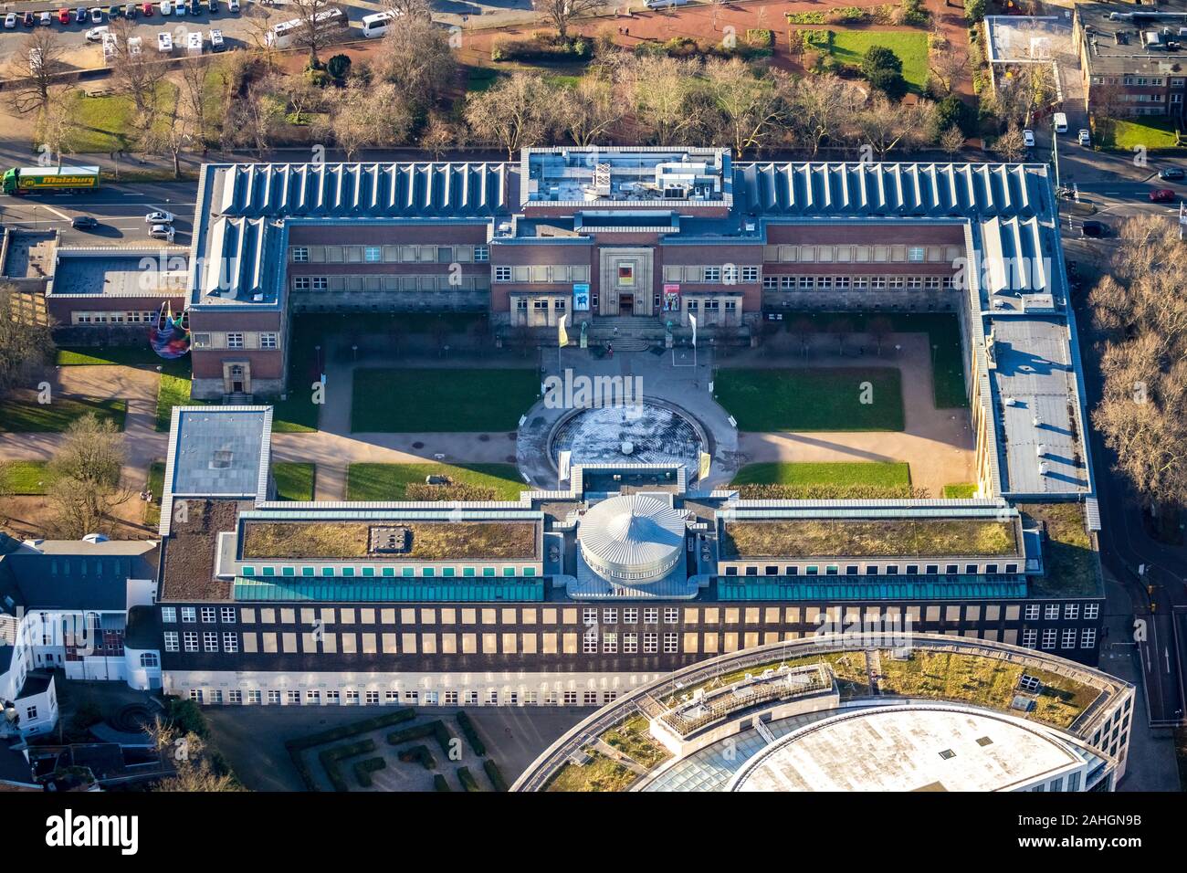 Ehrenhof hi-res stock photography and images - Alamy