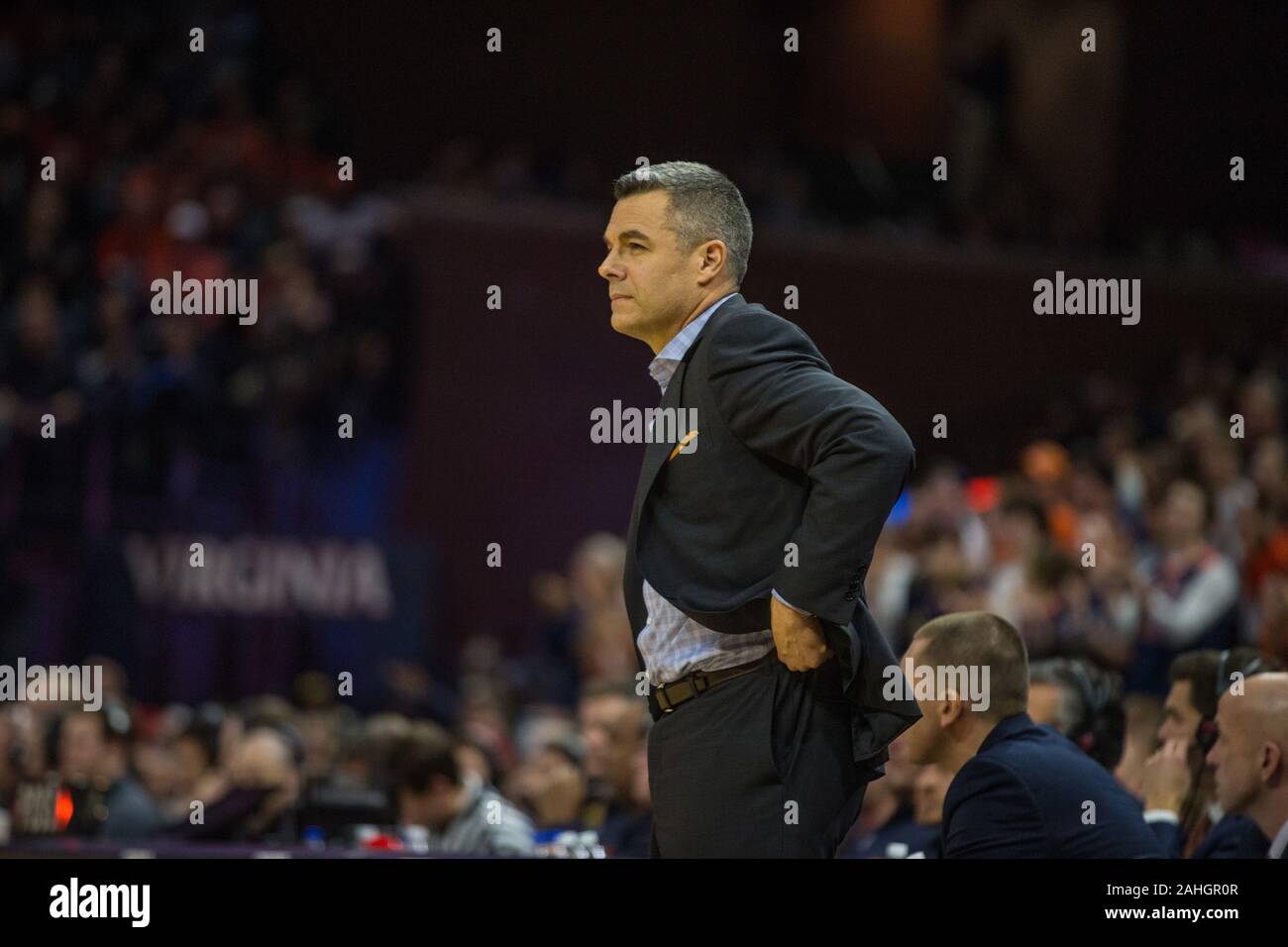 Tony bennett head basketball coach hi-res stock photography and images ...