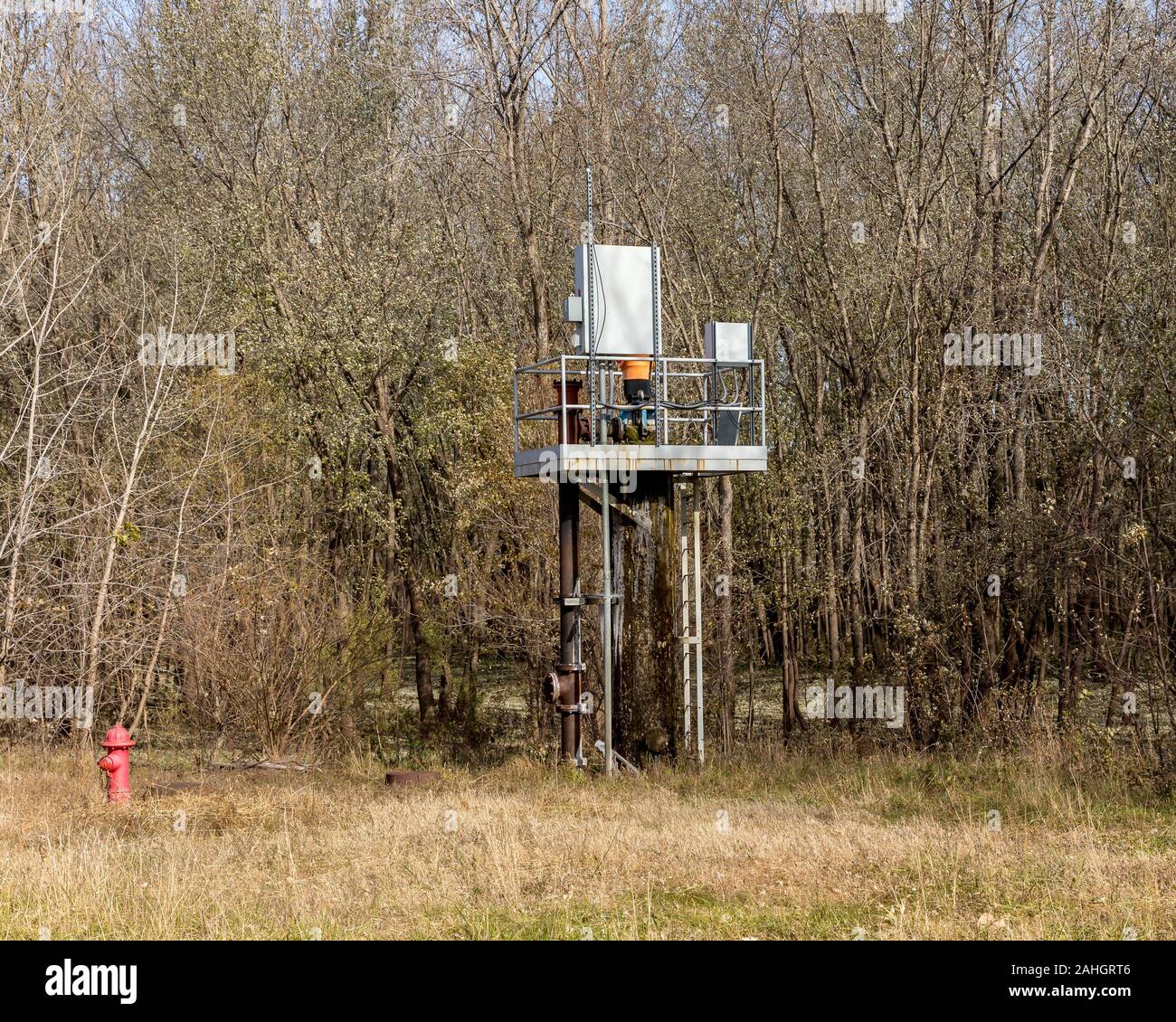 Underground water aquifer hi-res stock photography and images - Alamy