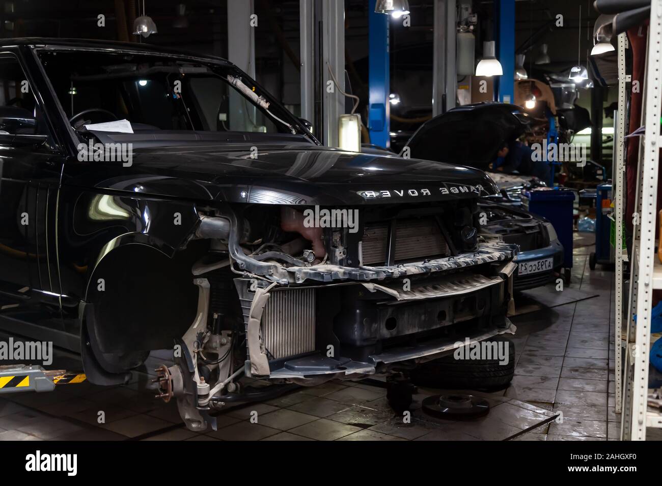 Novosibirsk, Russia - 08.01.2018: Used black car Land Rover Range Rover ...