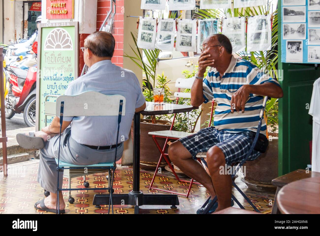 Well all have tea hi-res stock photography and images - Alamy