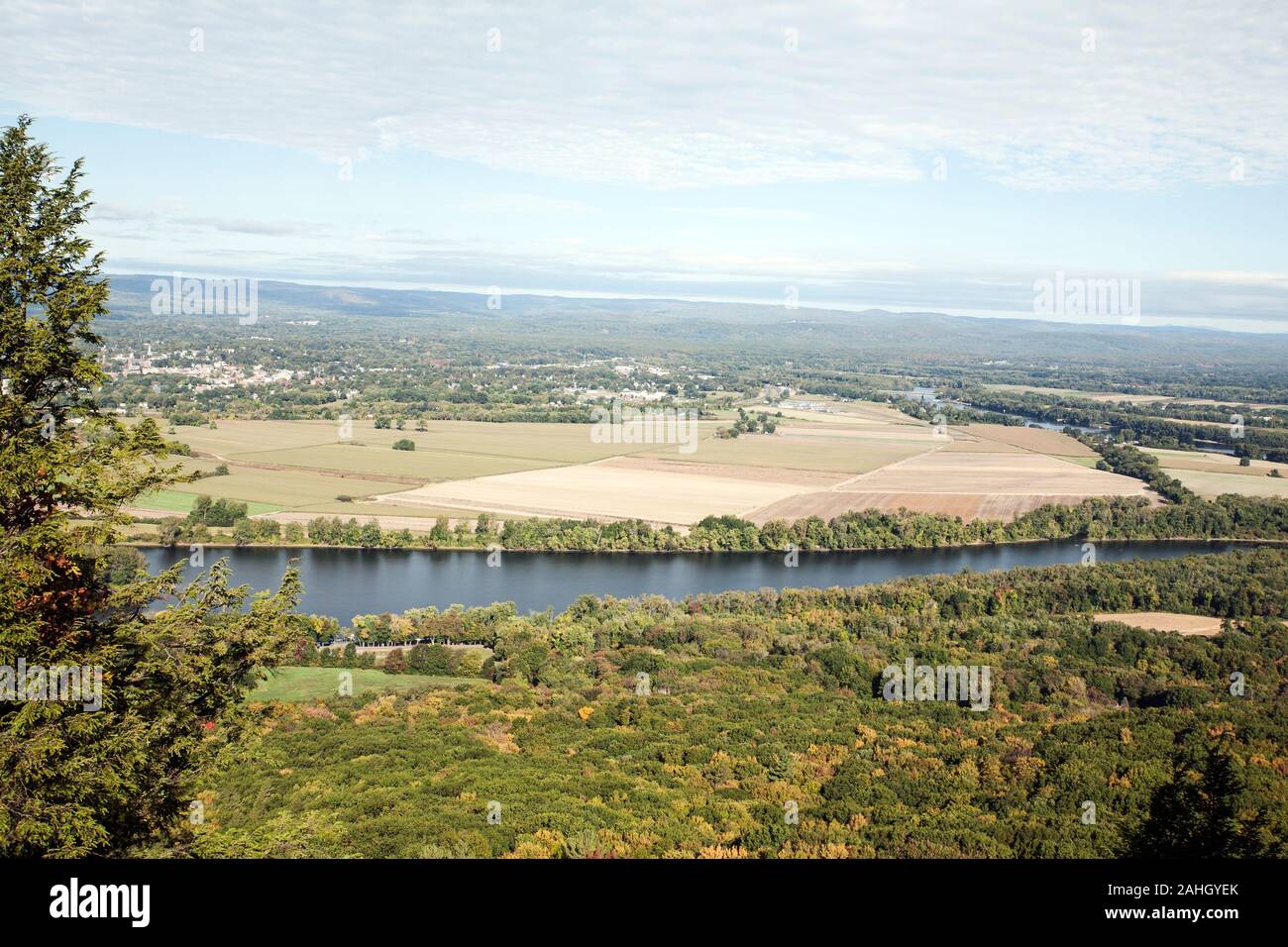 Pioneer valley massachusetts hi-res stock photography and images - Alamy