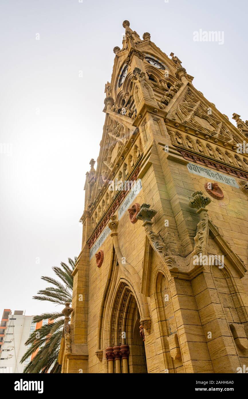 Karachi Tower High Resolution Stock Photography and Images - Alamy