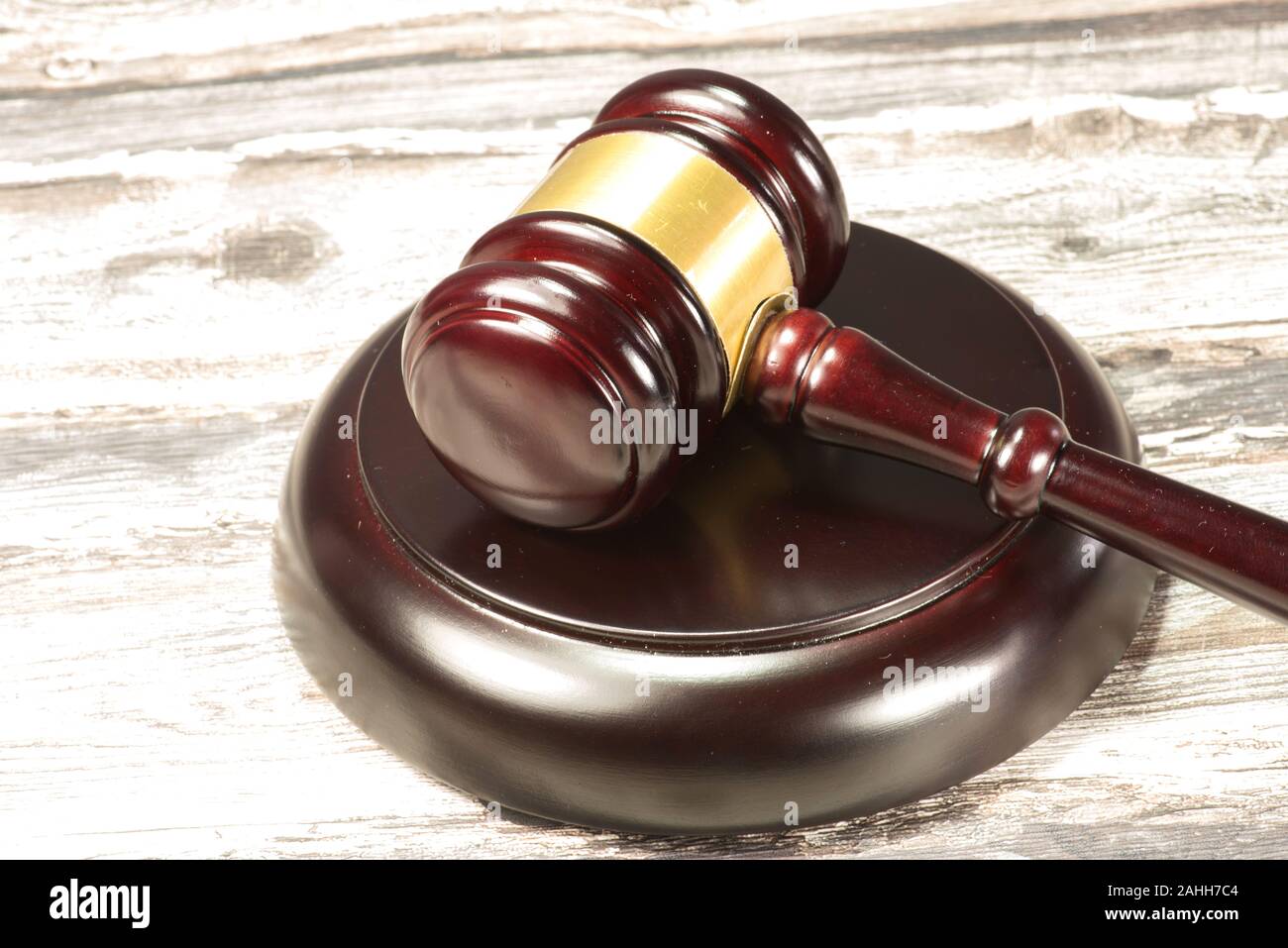 A judge gavel Stock Photo - Alamy