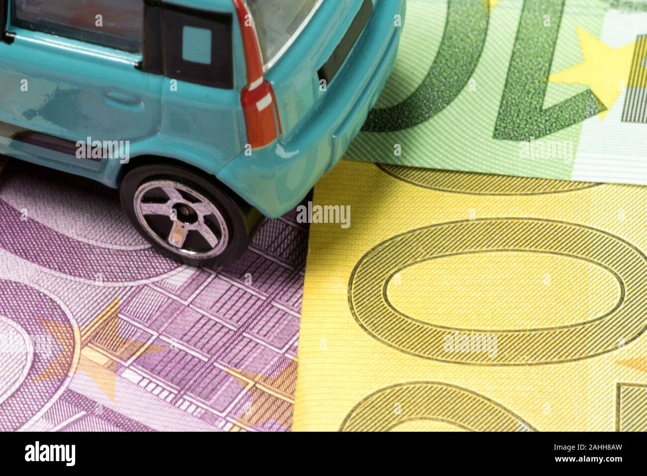 Car with euro symbol hi-res stock photography and images - Alamy