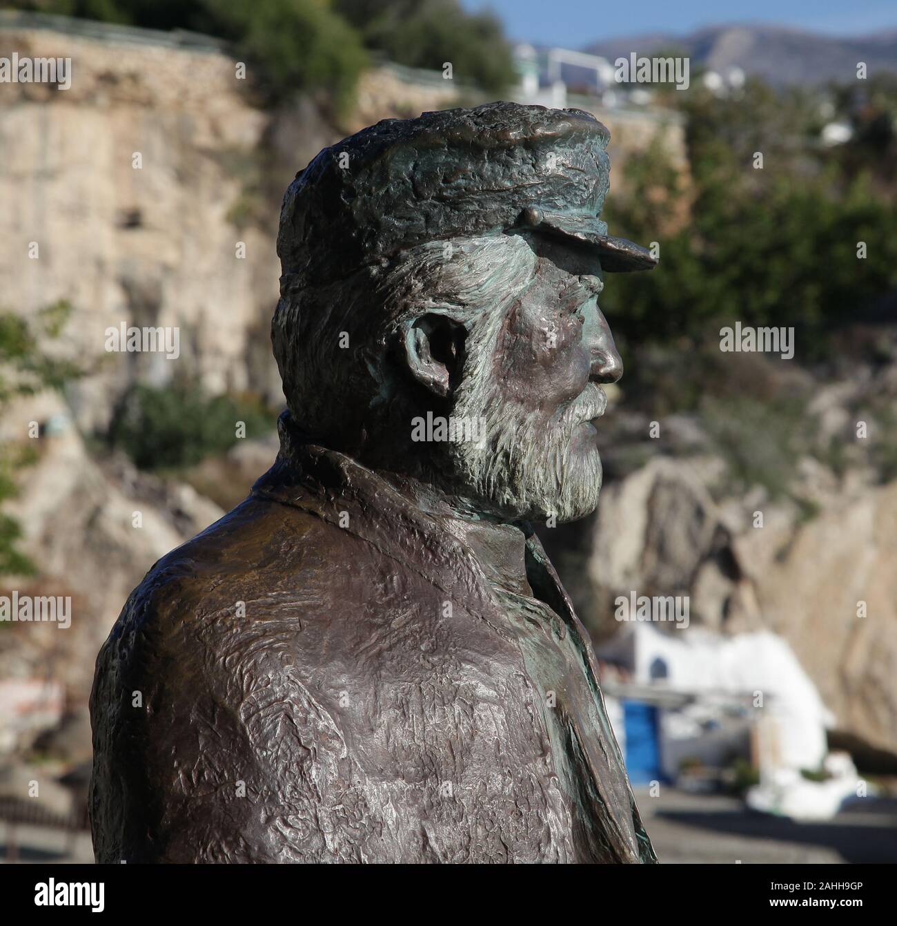 Statue of The Old fisherman/ El Viejo pescador in the Charming and ...