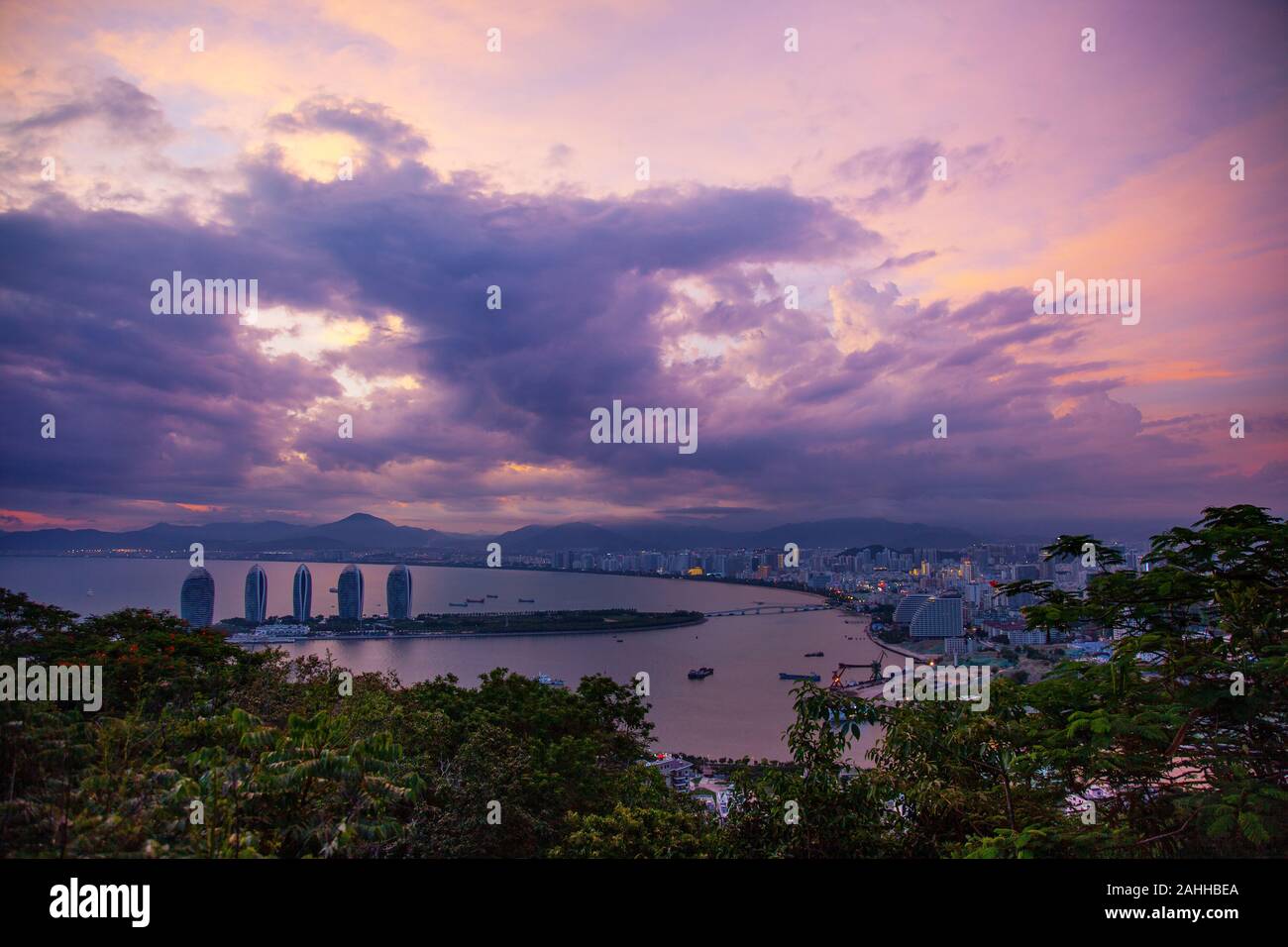 China hainan island hi-res stock photography and images - Alamy