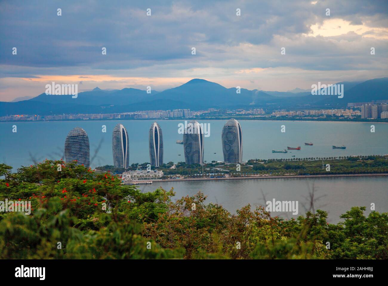 China hainan island hi-res stock photography and images - Alamy