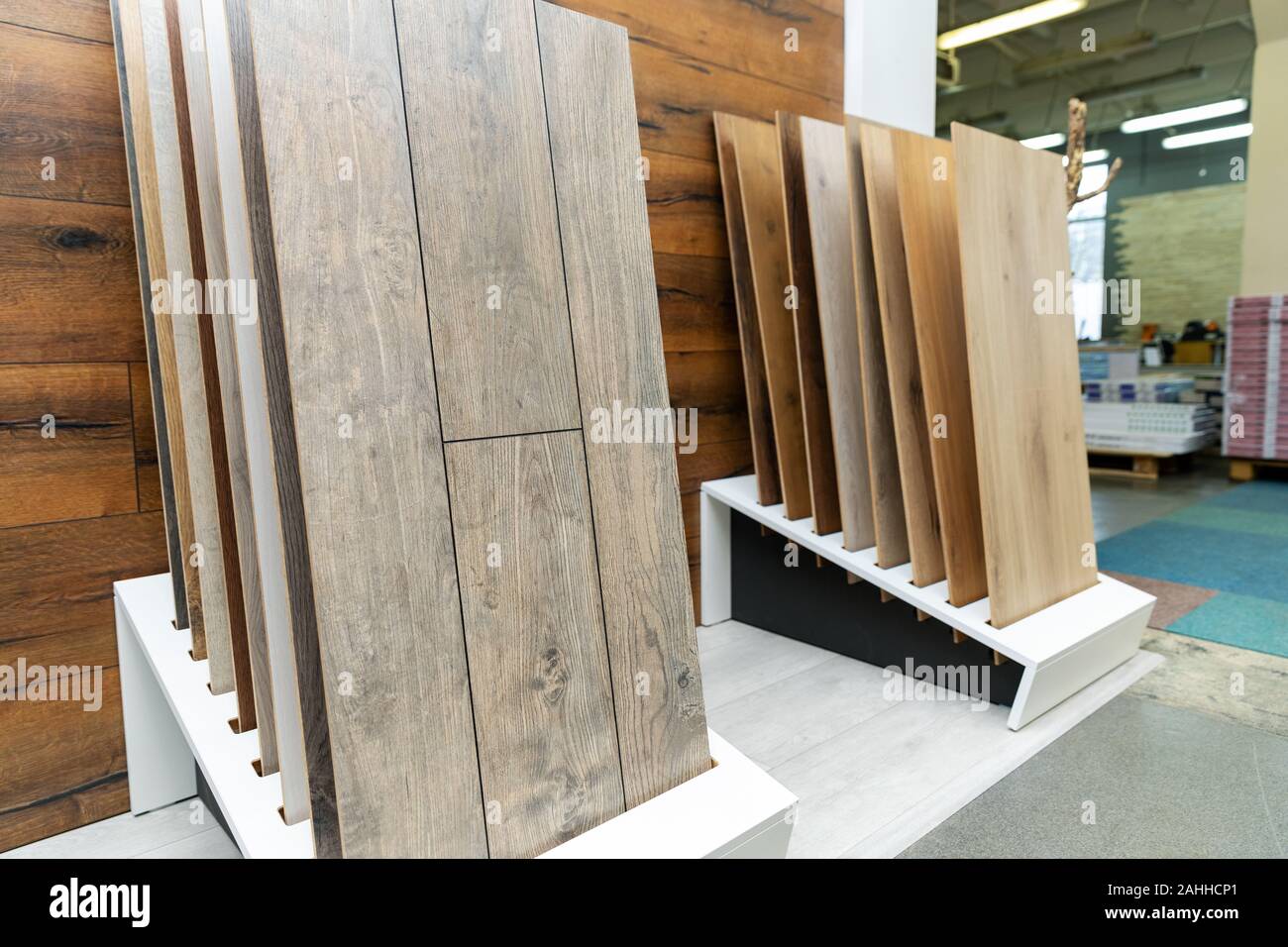 home improvement - laminate flooring samples in a shop Stock Photo - Alamy