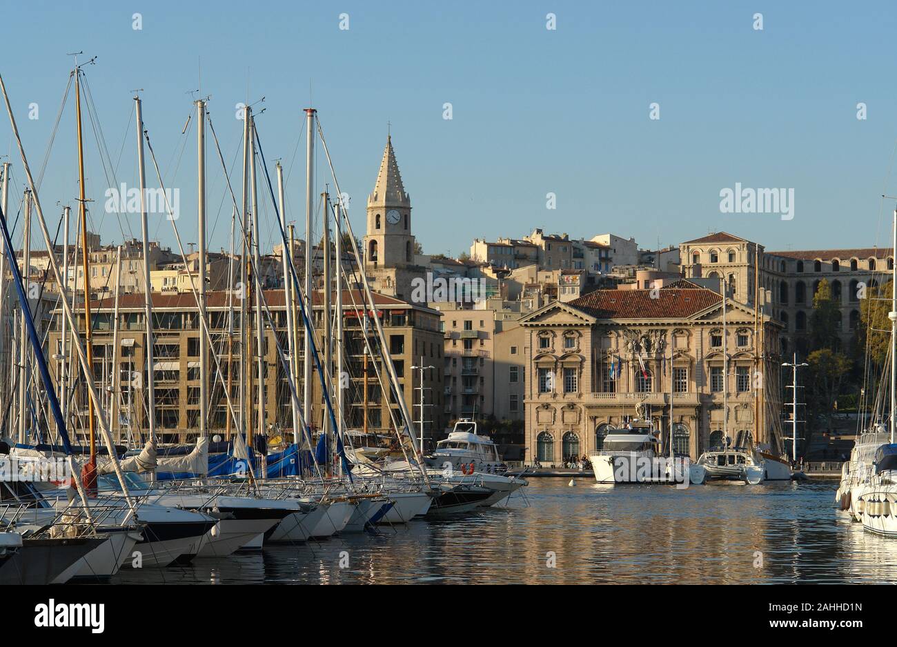 Marseille the old port Stock Photo - Alamy