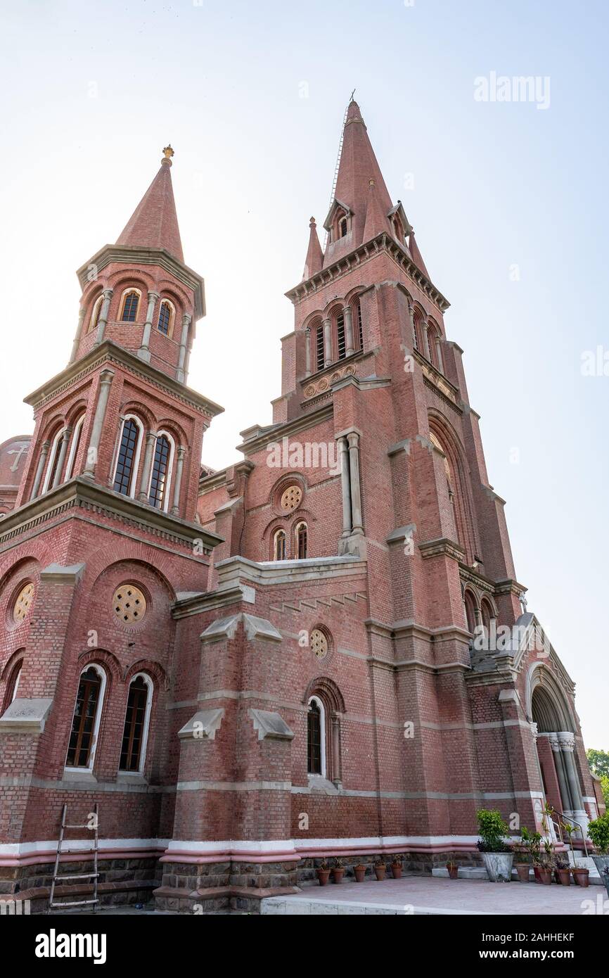 Sacred heart cathedral lahore hi-res stock photography and images - Alamy