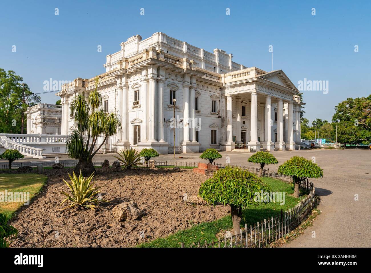 Lahore Bagh-e-Jinnah Park Picturesque View of Quaid-e-Azam Library on a ...