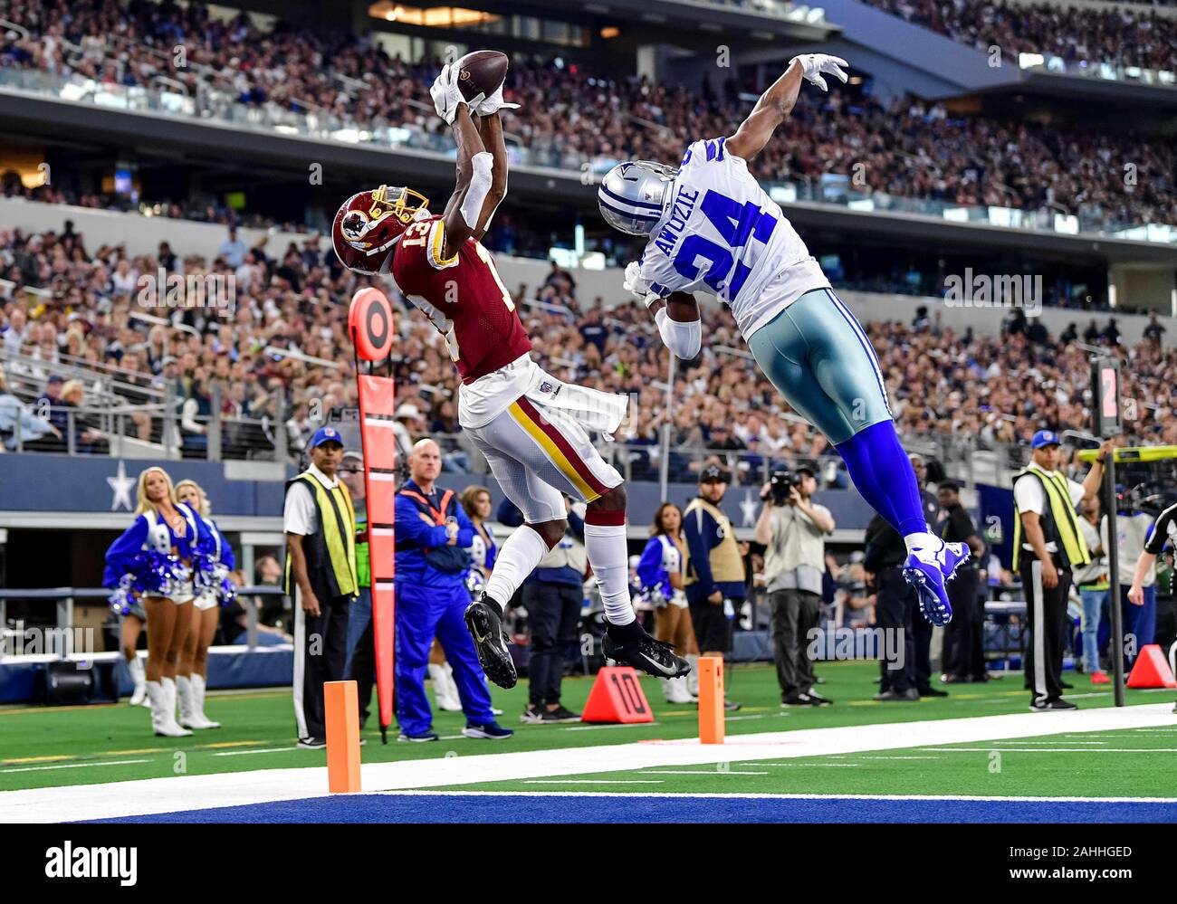 Arlington, Texas, USA. 29th Dec, 2019. eventually the play was reversed ...