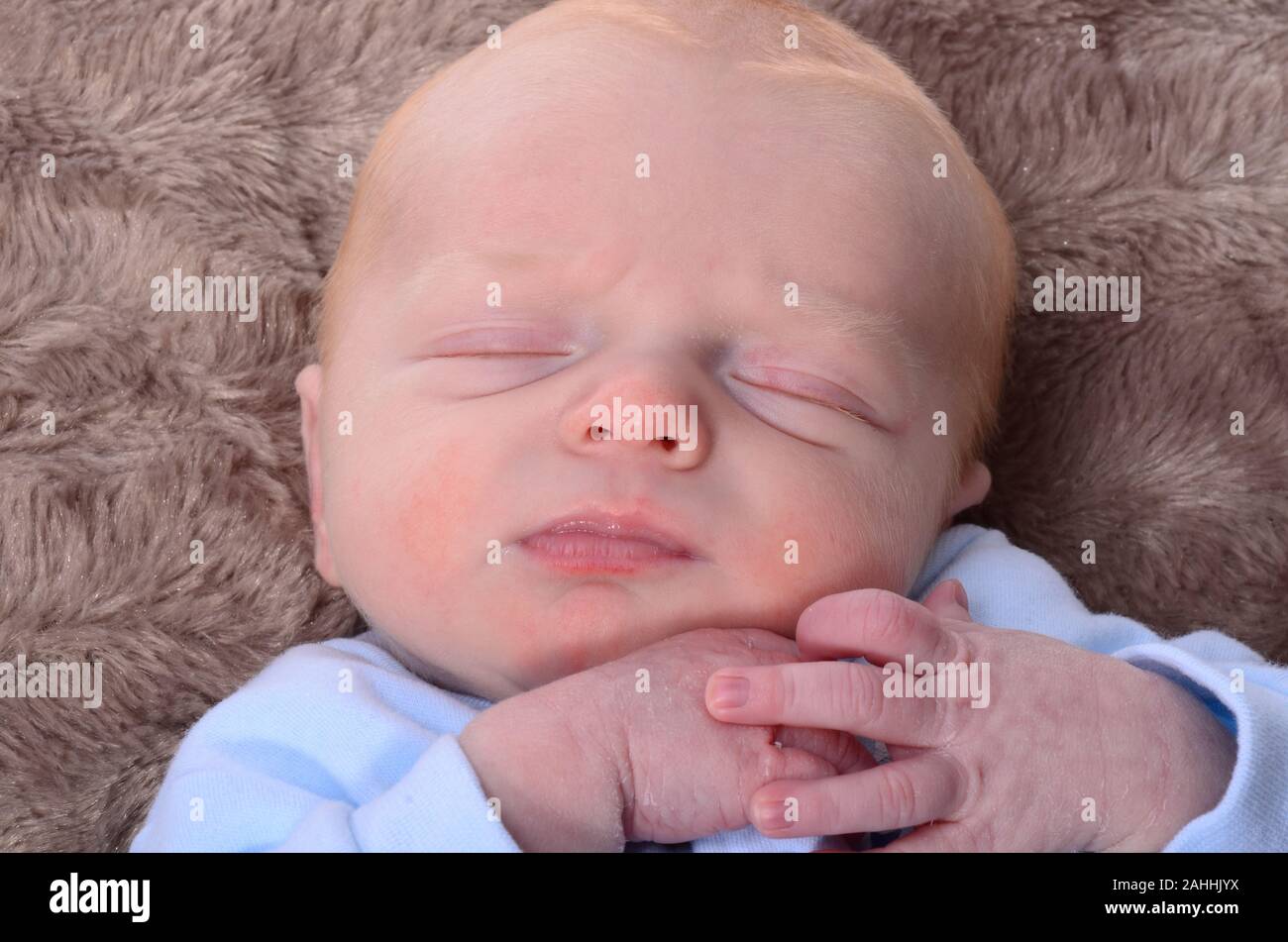 Infant milestones hi-res stock photography and images - Alamy