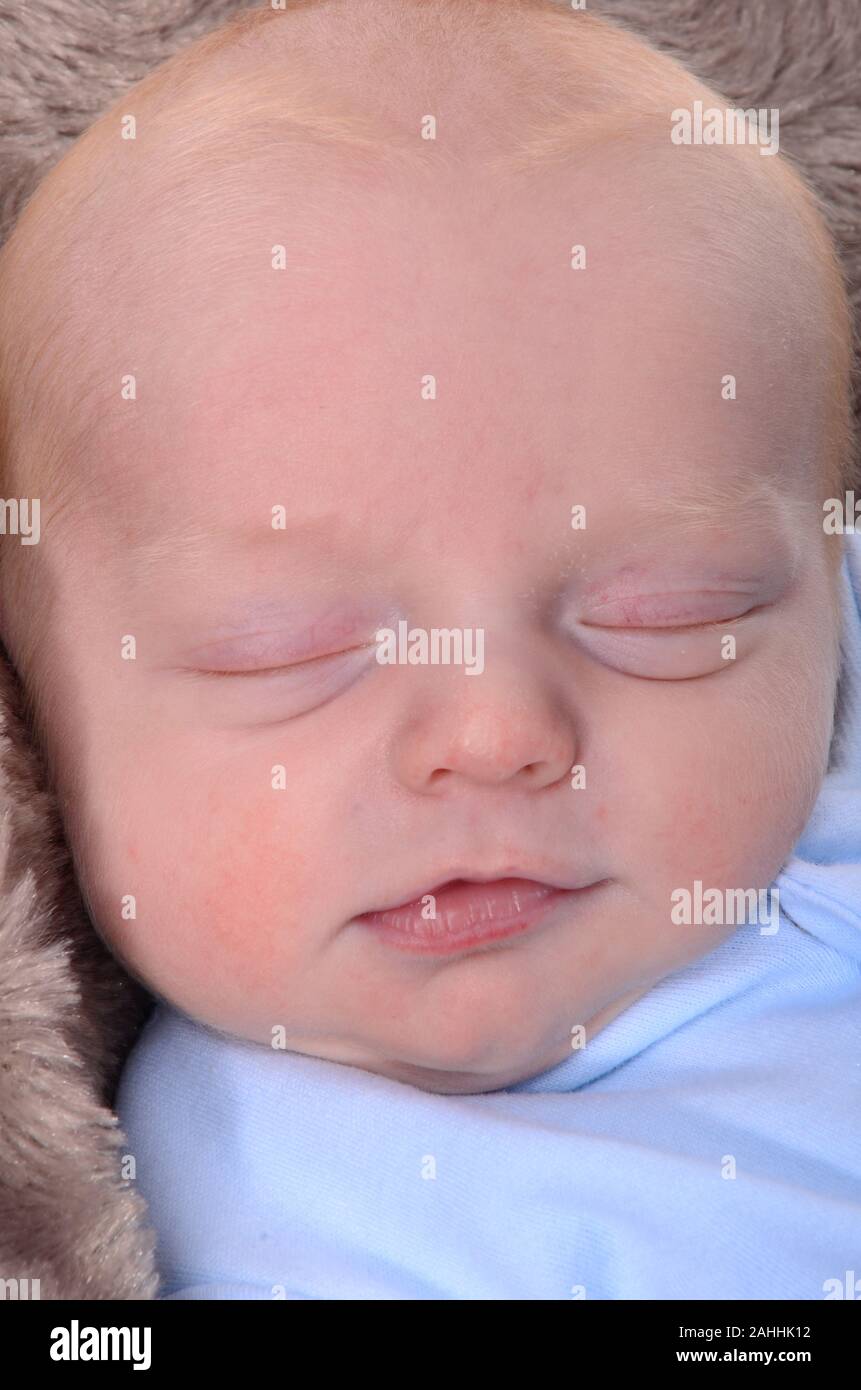 Infant milestones hi-res stock photography and images - Alamy