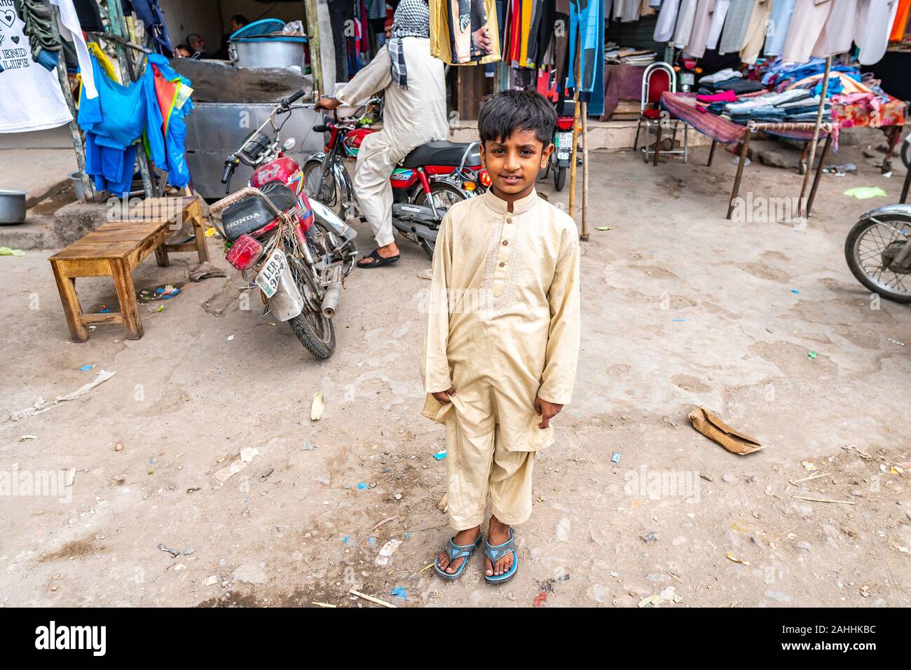 Pakistani boy hi-res stock photography and images - Alamy