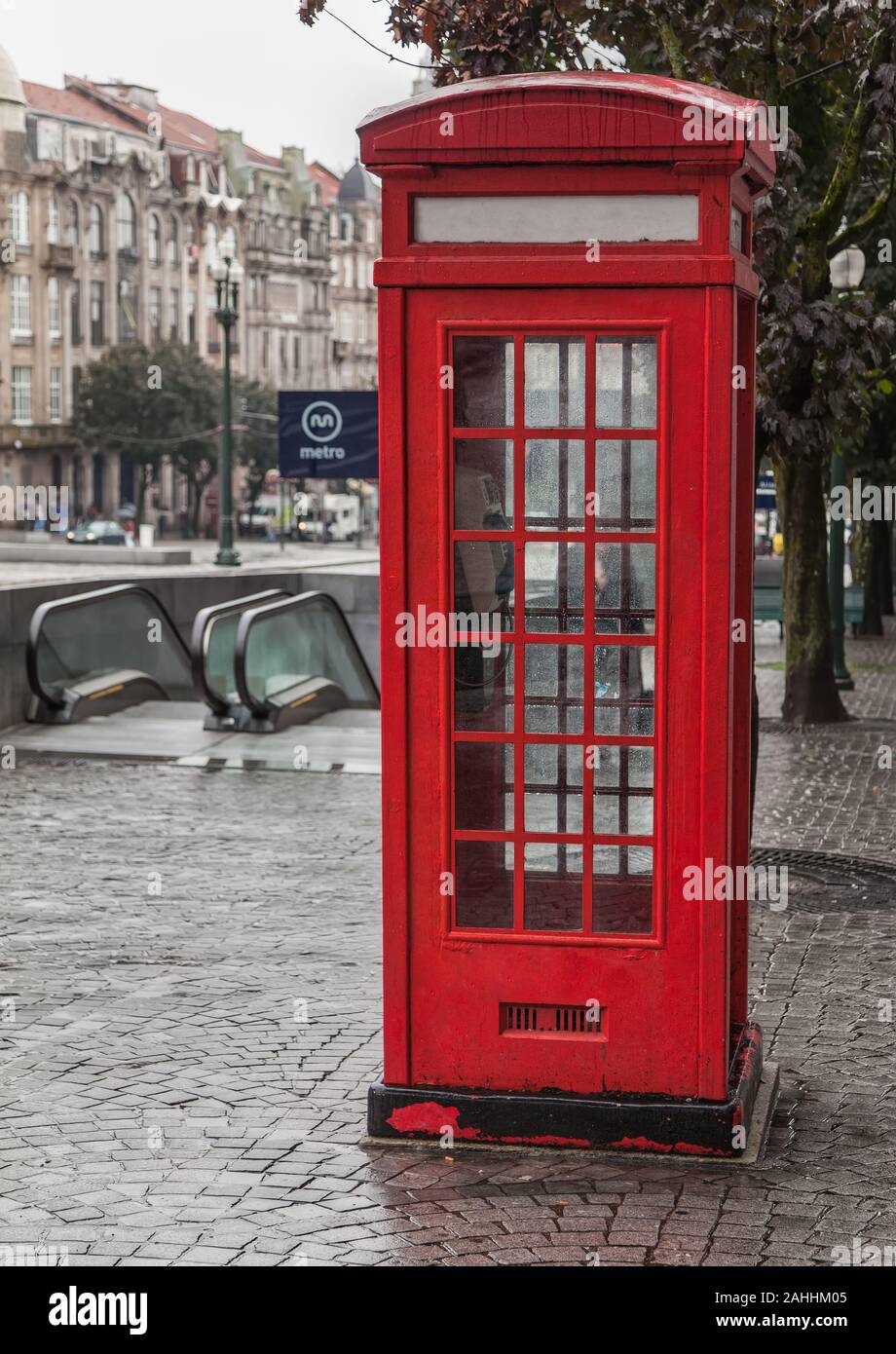 Train station telephone booth hi-res stock photography and images - Alamy