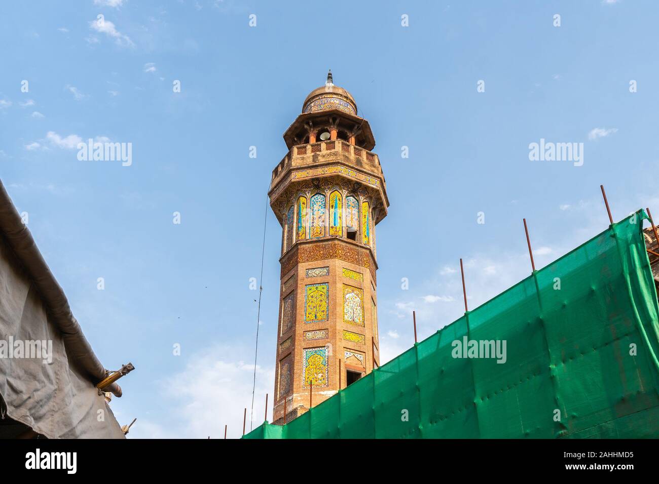 Wazir khan mosque hi-res stock photography and images - Alamy