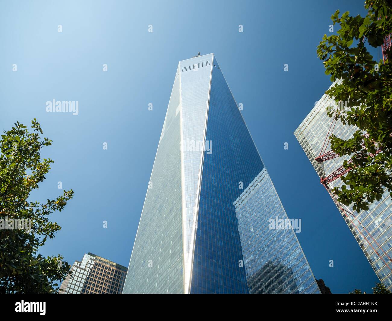 Manhattan island, New York City : One World Trade Center office ...