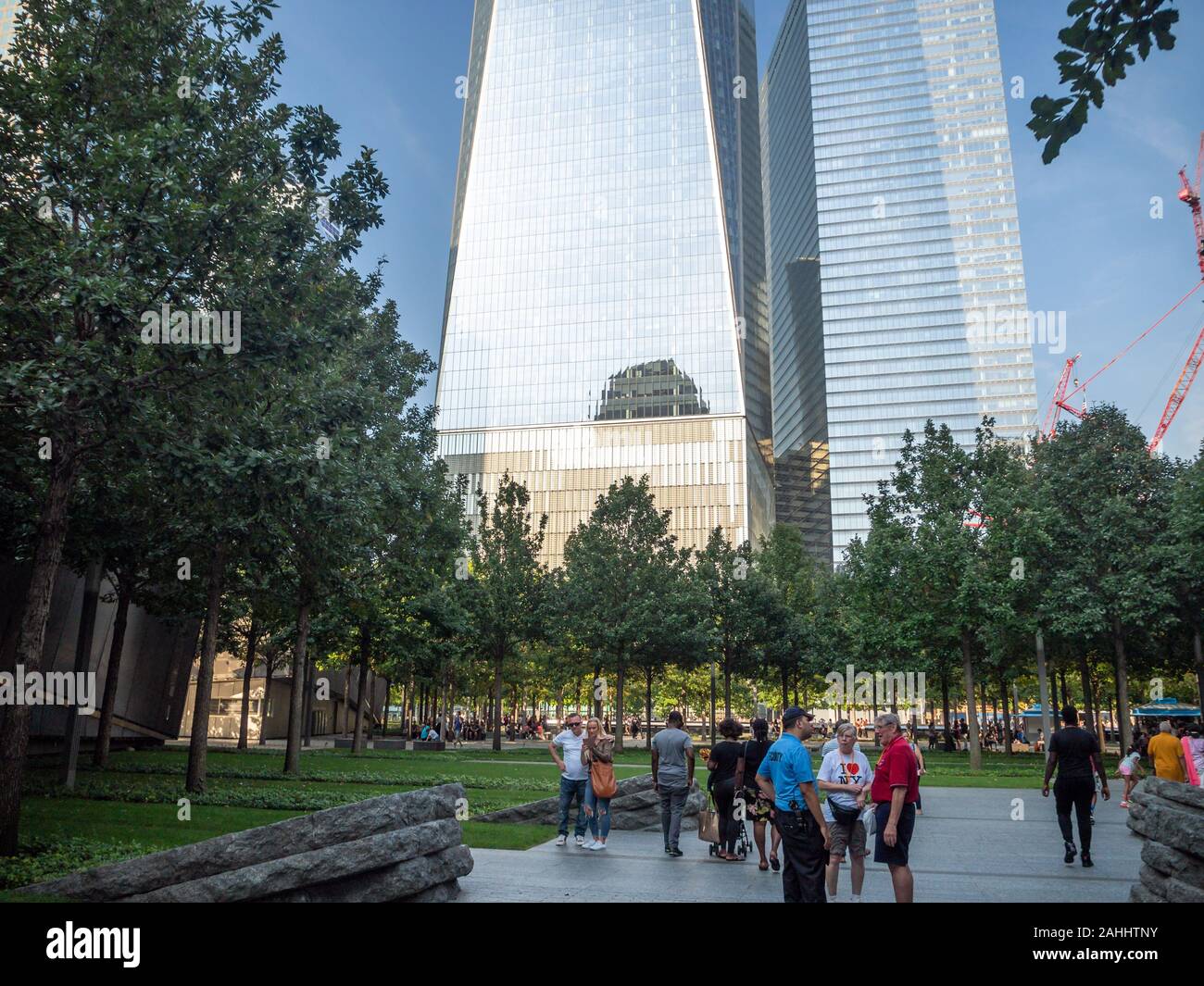Manhattan island, New York City : One World Trade Center office ...