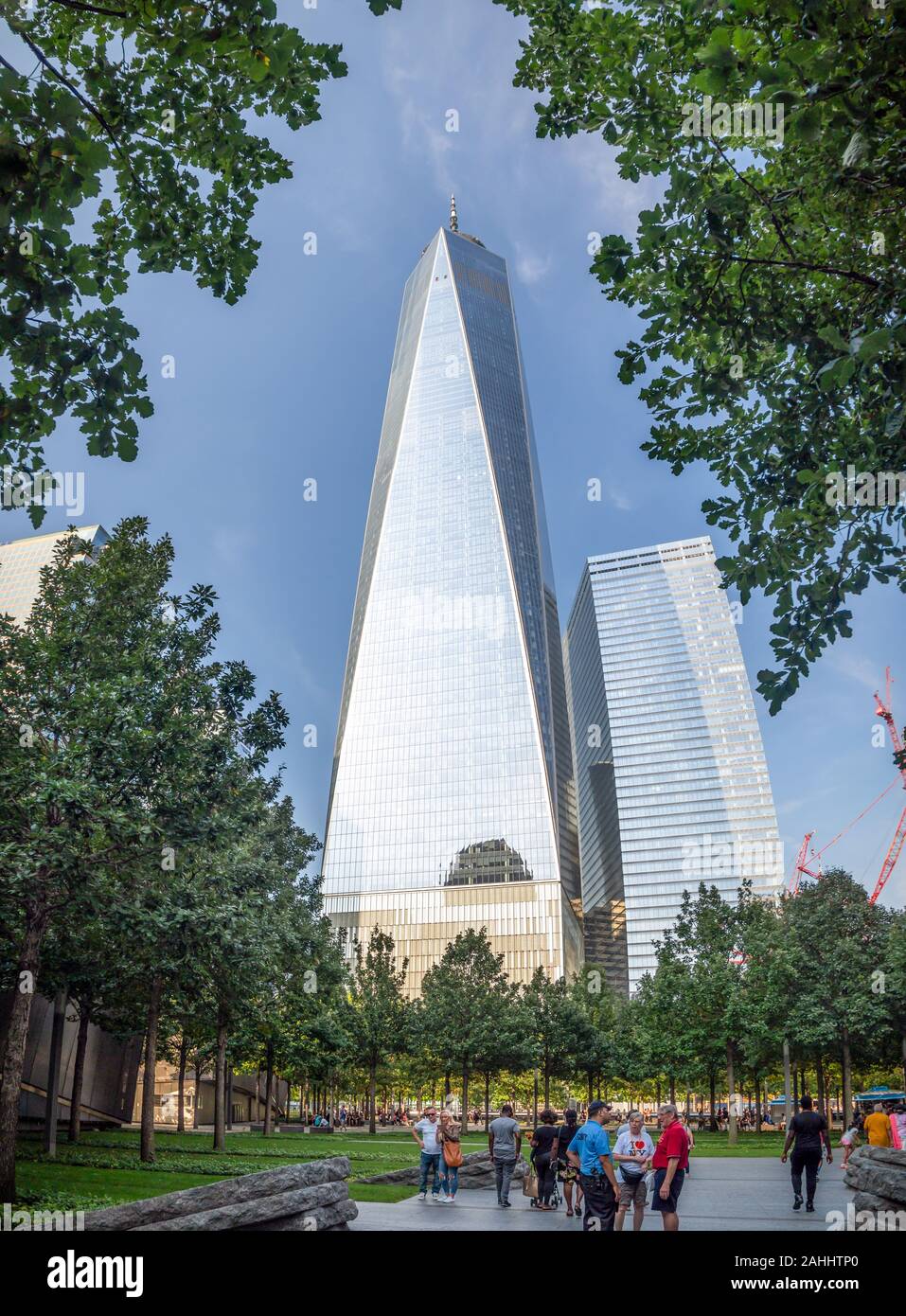 Manhattan island, New York City : One World Trade Center office ...