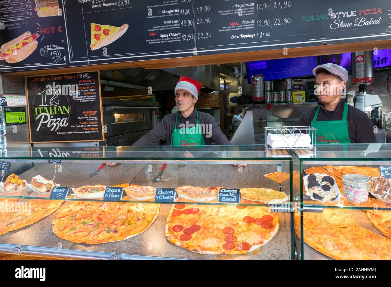Pizza stall london hi-res stock photography and images - Alamy