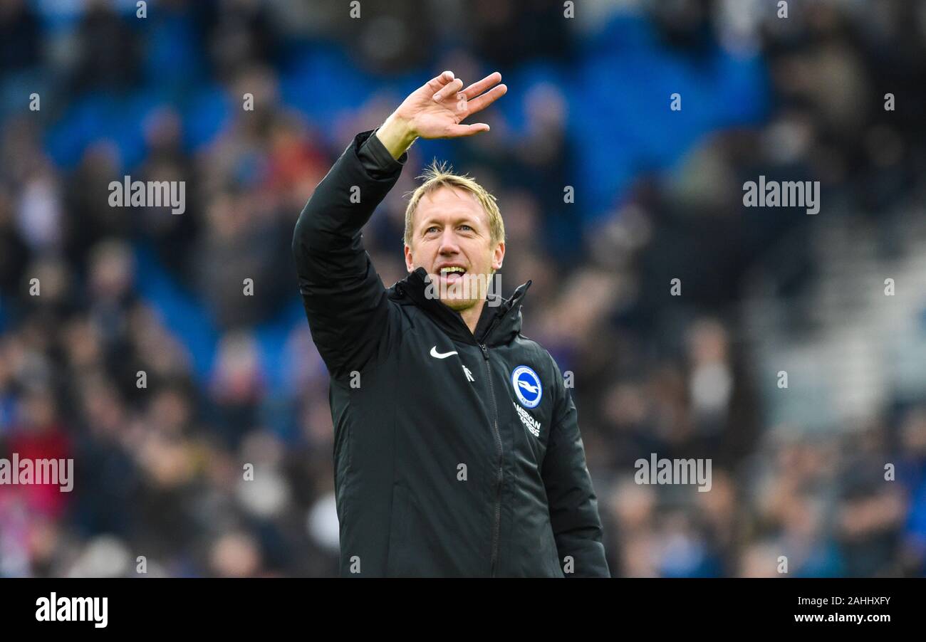 Graham potter waving hi-res stock photography and images - Alamy
