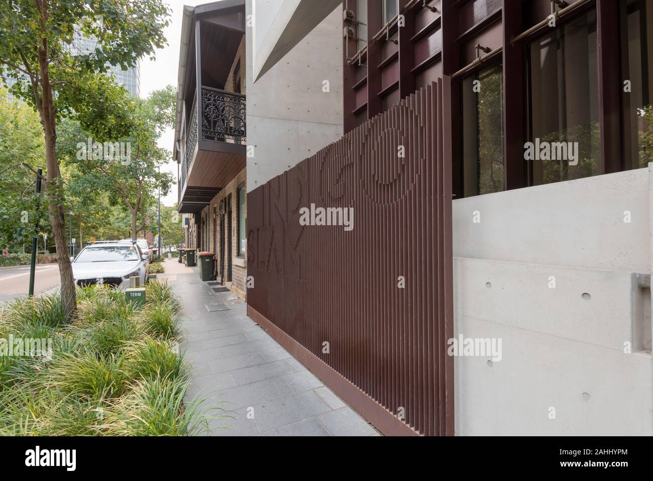 Indigo Slam is the Chippendale, Sydney, home of art collector and ...