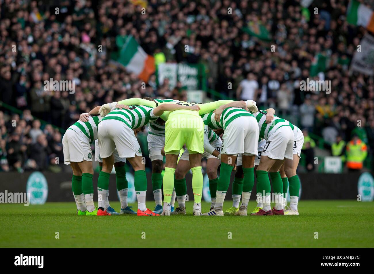 Glasgow celtic huddle hi-res stock photography and images - Alamy
