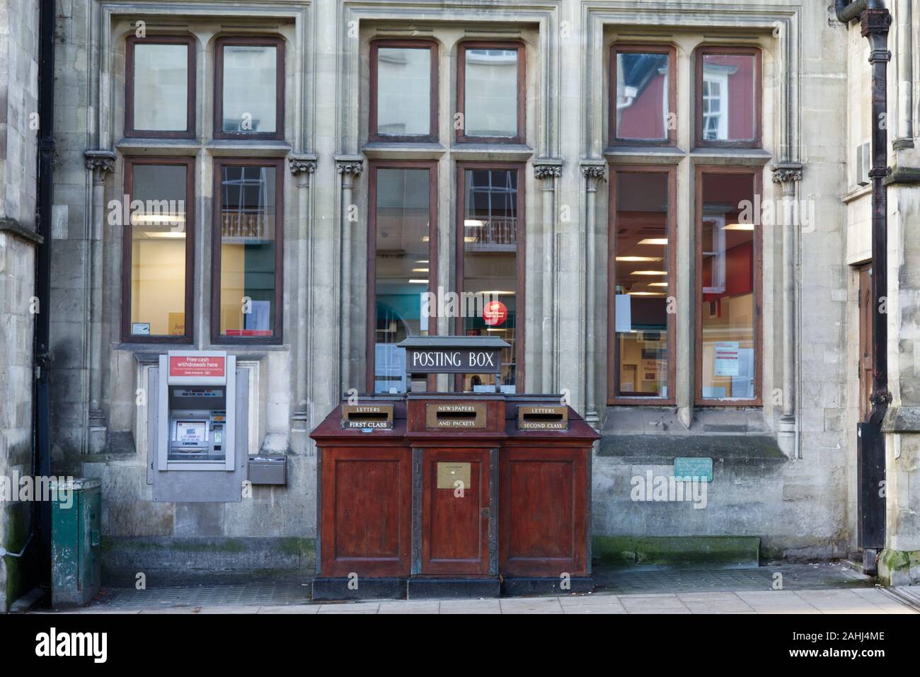 vintage wooden posting box in Oxford Stock Photo - Alamy