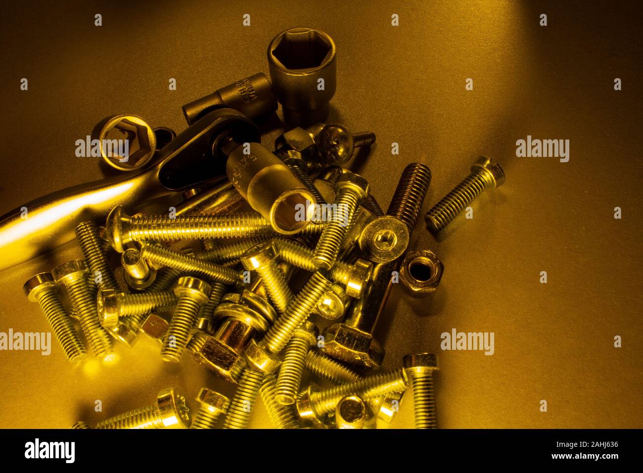 Ratchet wrench hi-res stock photography and images - Alamy