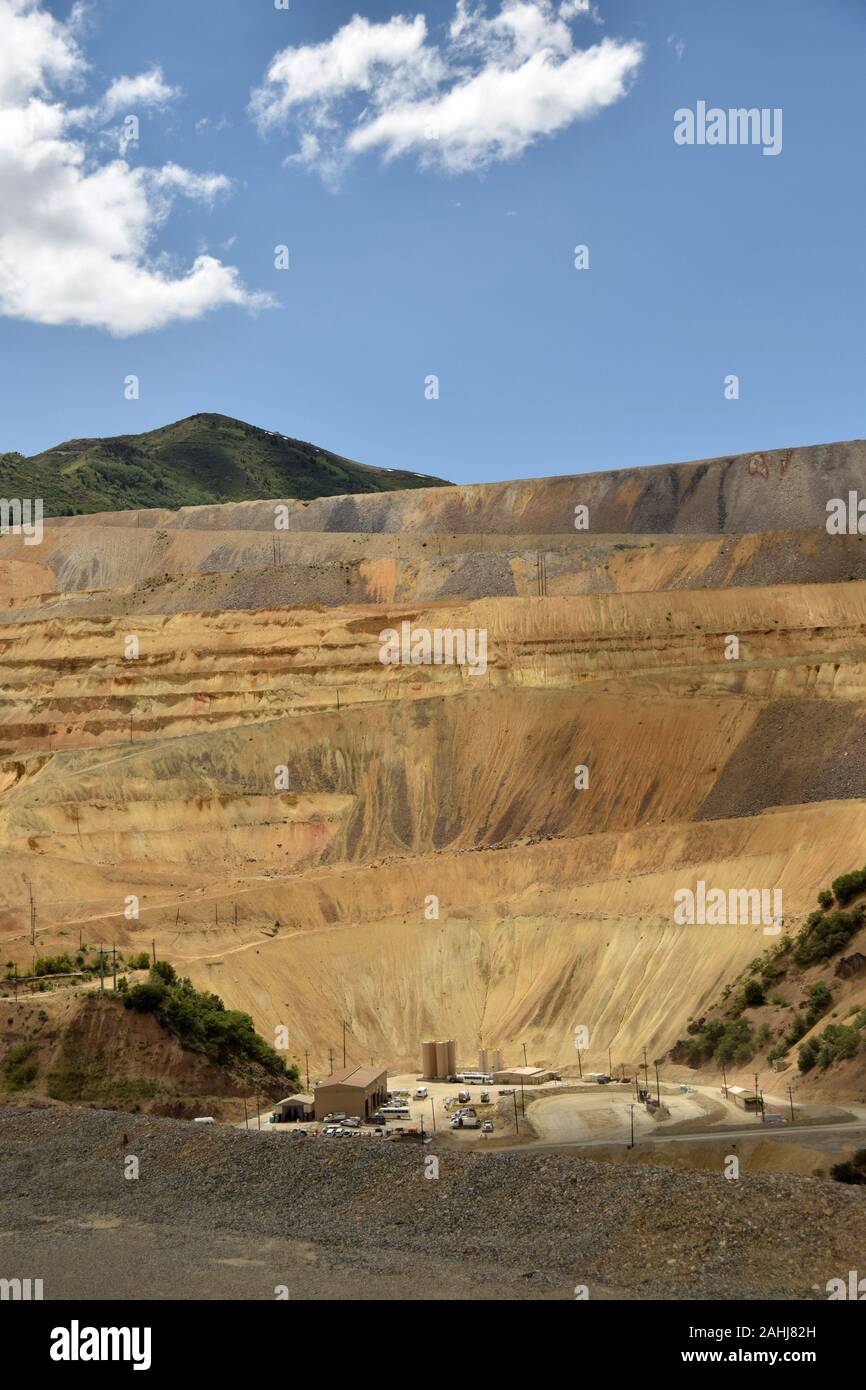 Mineral ore metal extraction hi-res stock photography and images - Alamy