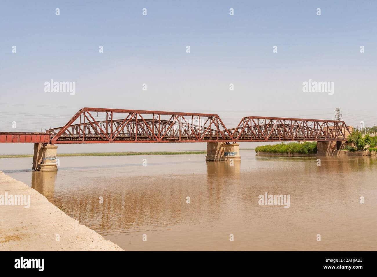 Sukkur Bridge Spanning over the Indus River Picturesque View on a Sunny ...